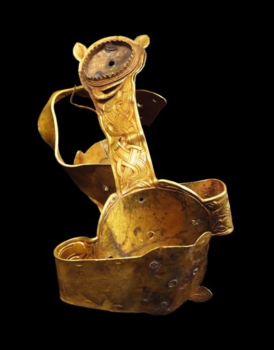 The History Notes: Anglo-Saxon Gold Rewrites History