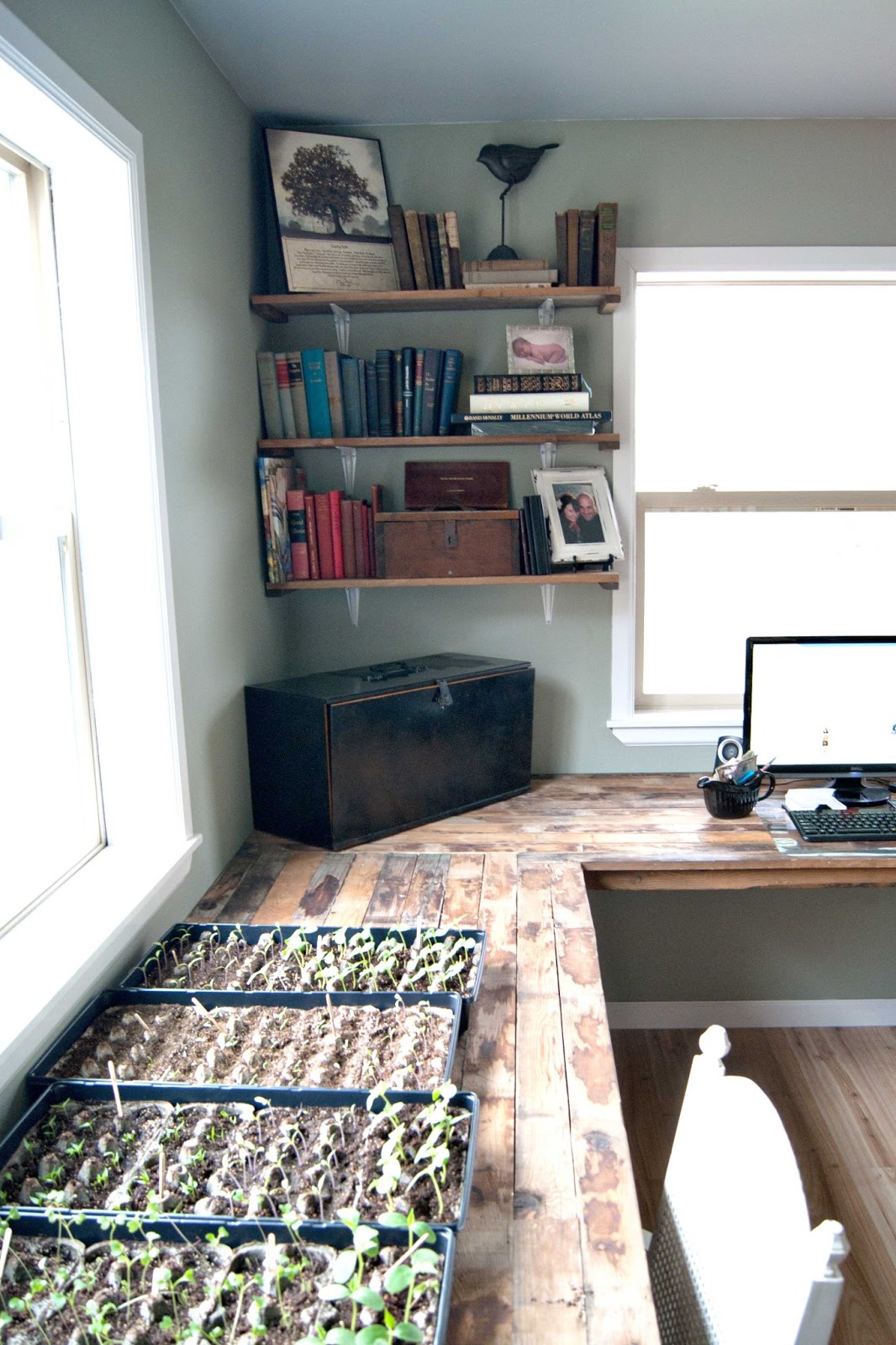 Practically FREE Office Desk {part 2} | Averie Lane: Practically FREE ...