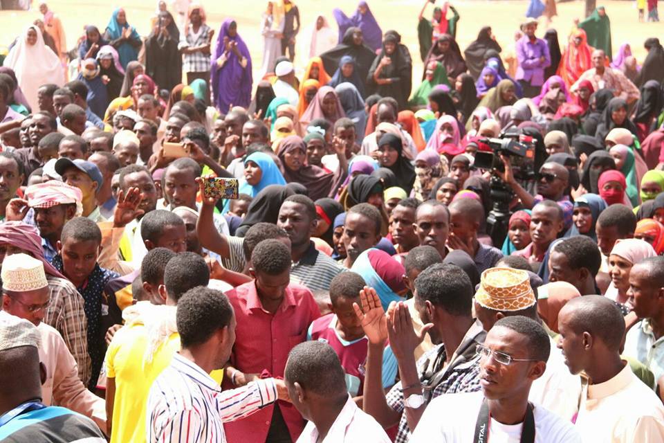 MURULE ONLINE....: MURULE SOMALI CLAN CROWNED SULTAN IN MANDERA COUNTY ...