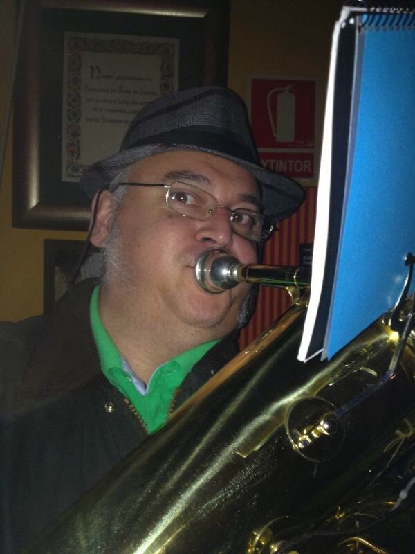 A.Musical Stmo.Cristo de Gracia: ENTREVISTA A MANUEL DOCTOR ALCAIDE