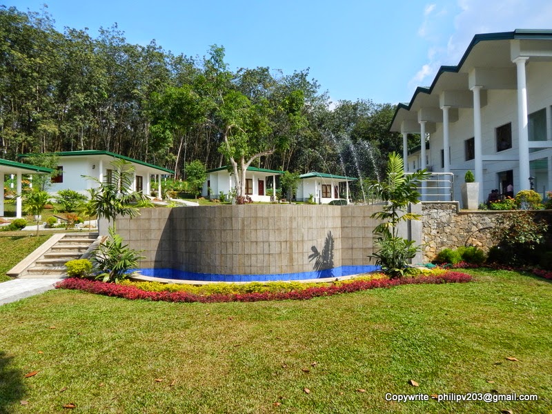 Images of Sri Lanka on blogspot.com: Scenes at the 'Seethawaka Regency'