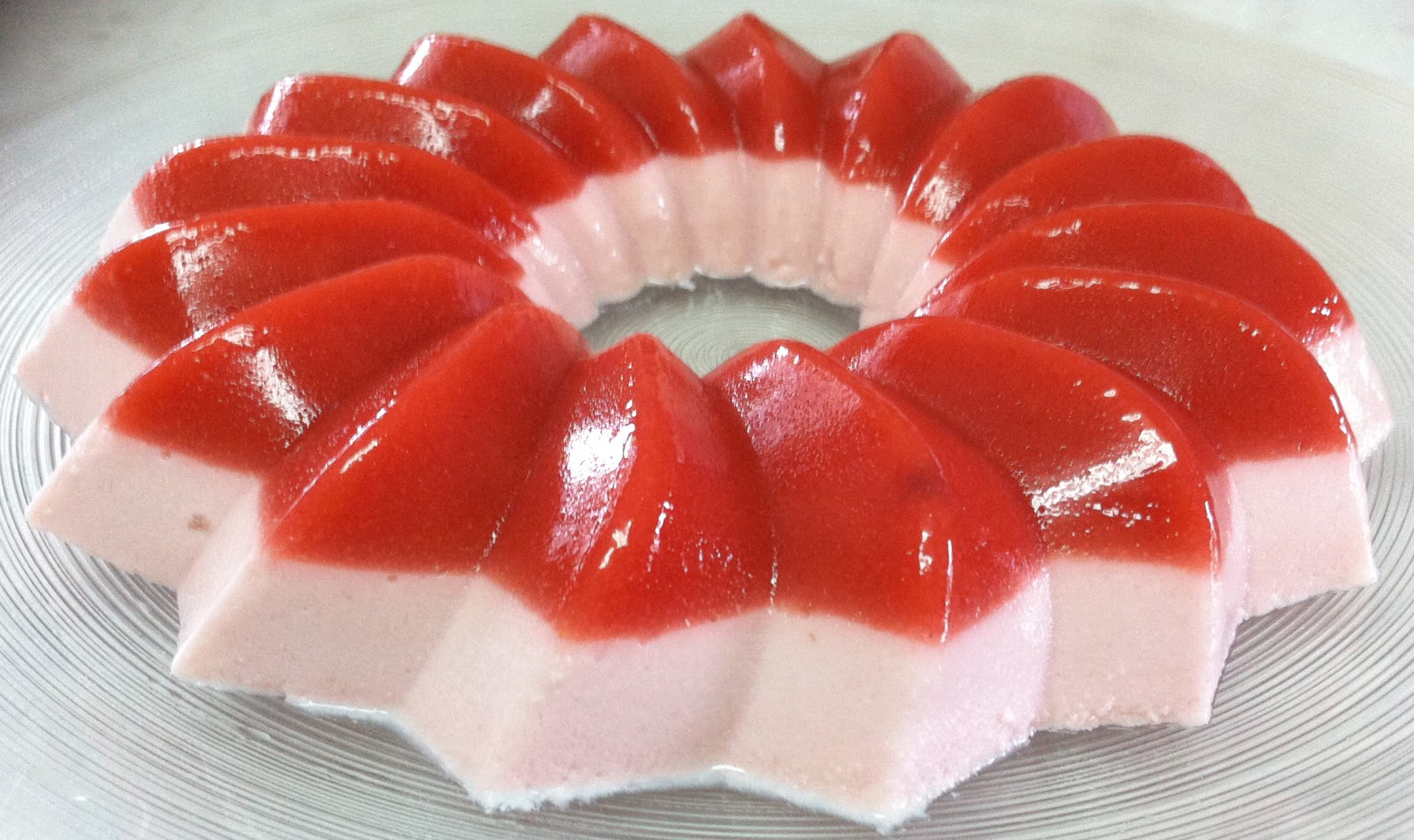 A LA TAULA I AL LLIT...: GELATINA LIGHT DE FRAULES