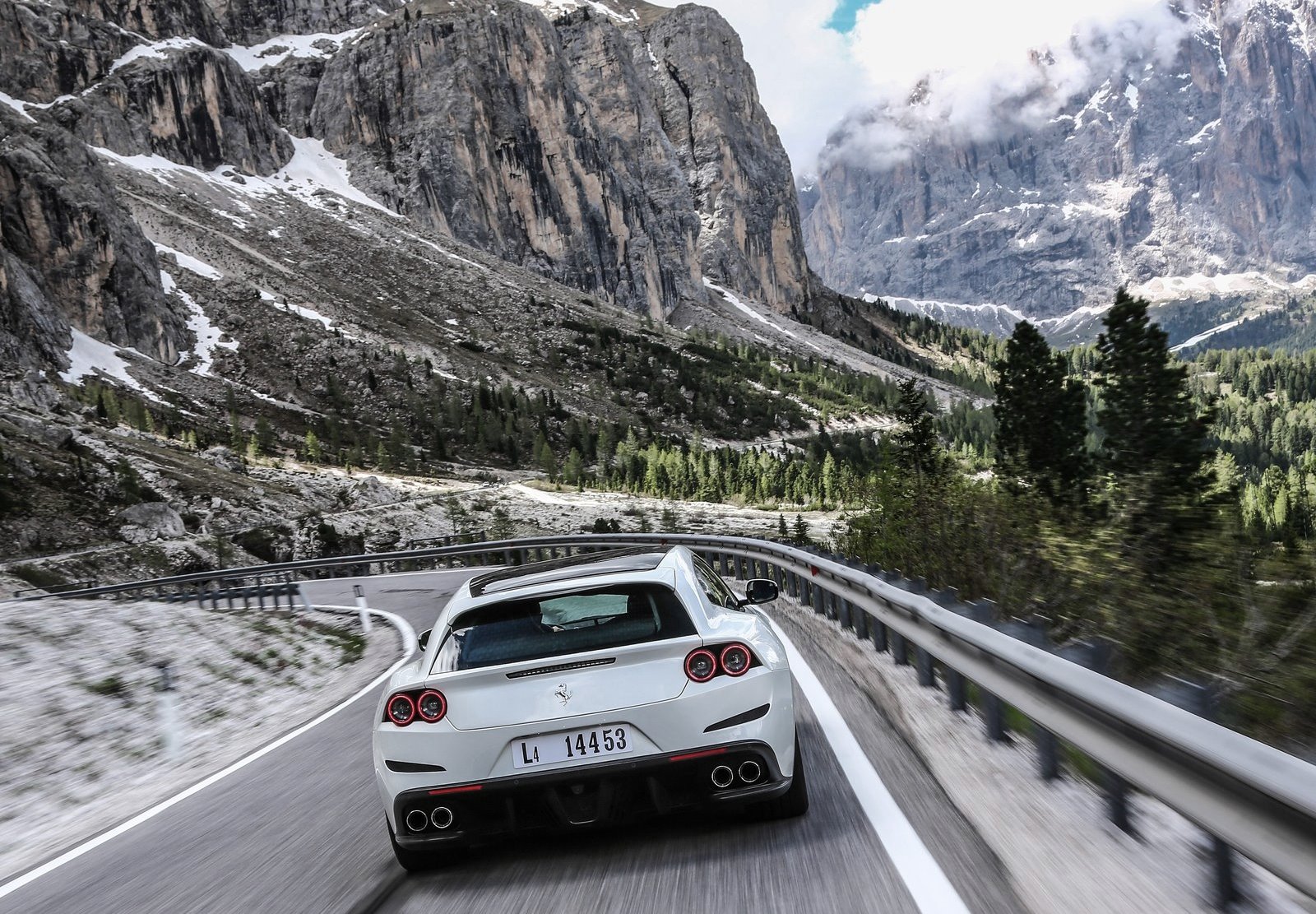 ITALIAN WHEEL: Ferrari GTC 4 Lusso