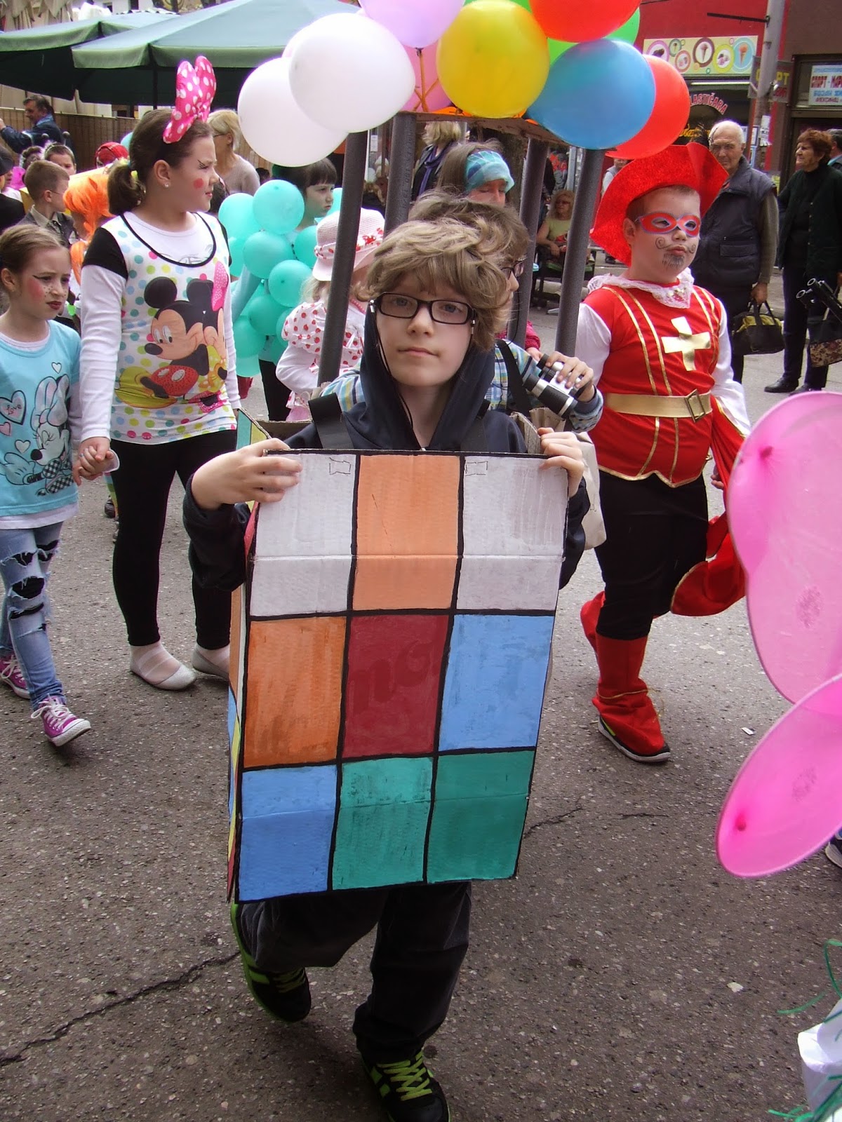 Nalencetovo ćoše: Maskenbal ili kostimi za maskenbal uradi sam