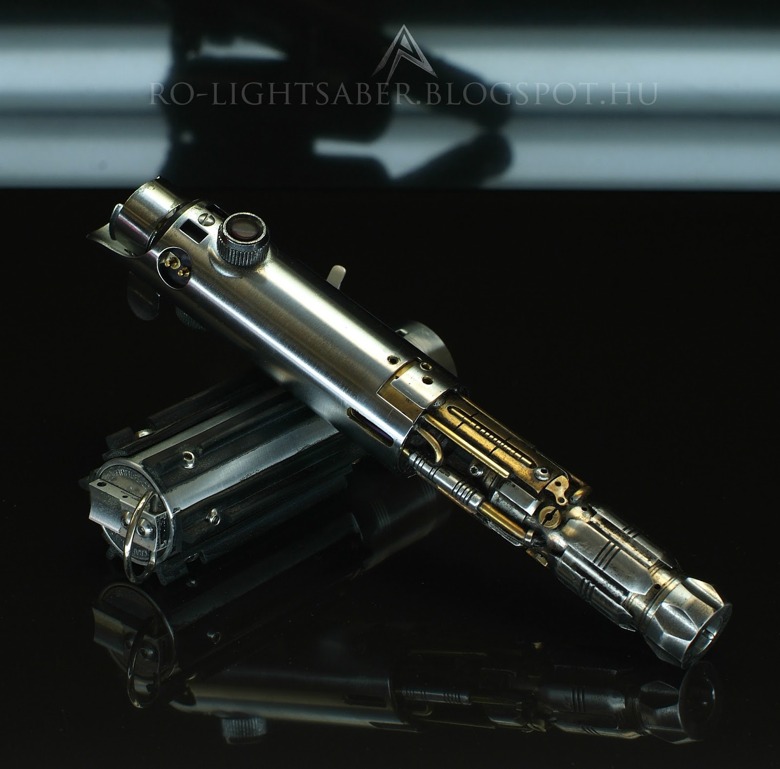 RO-LIGHTSABERS: REY Lightsaber The Force Awakens