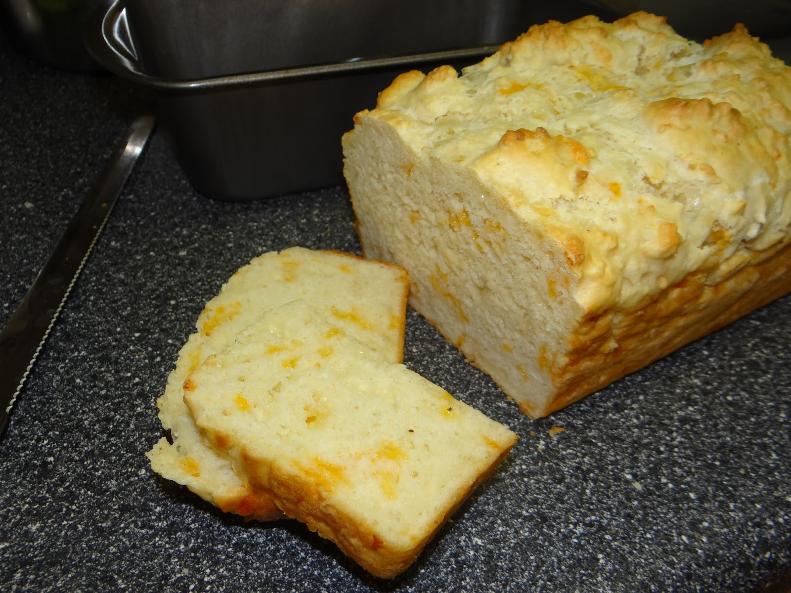 The GRAY Area: Dawn's Cheesy Biscuit Loaf