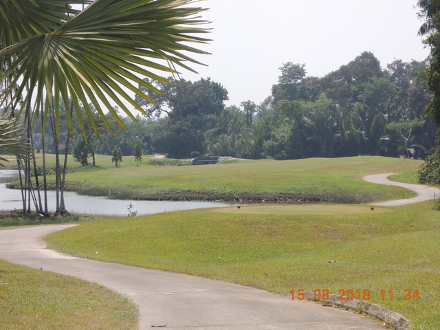 ber golof - golof: Samarahan Country Club