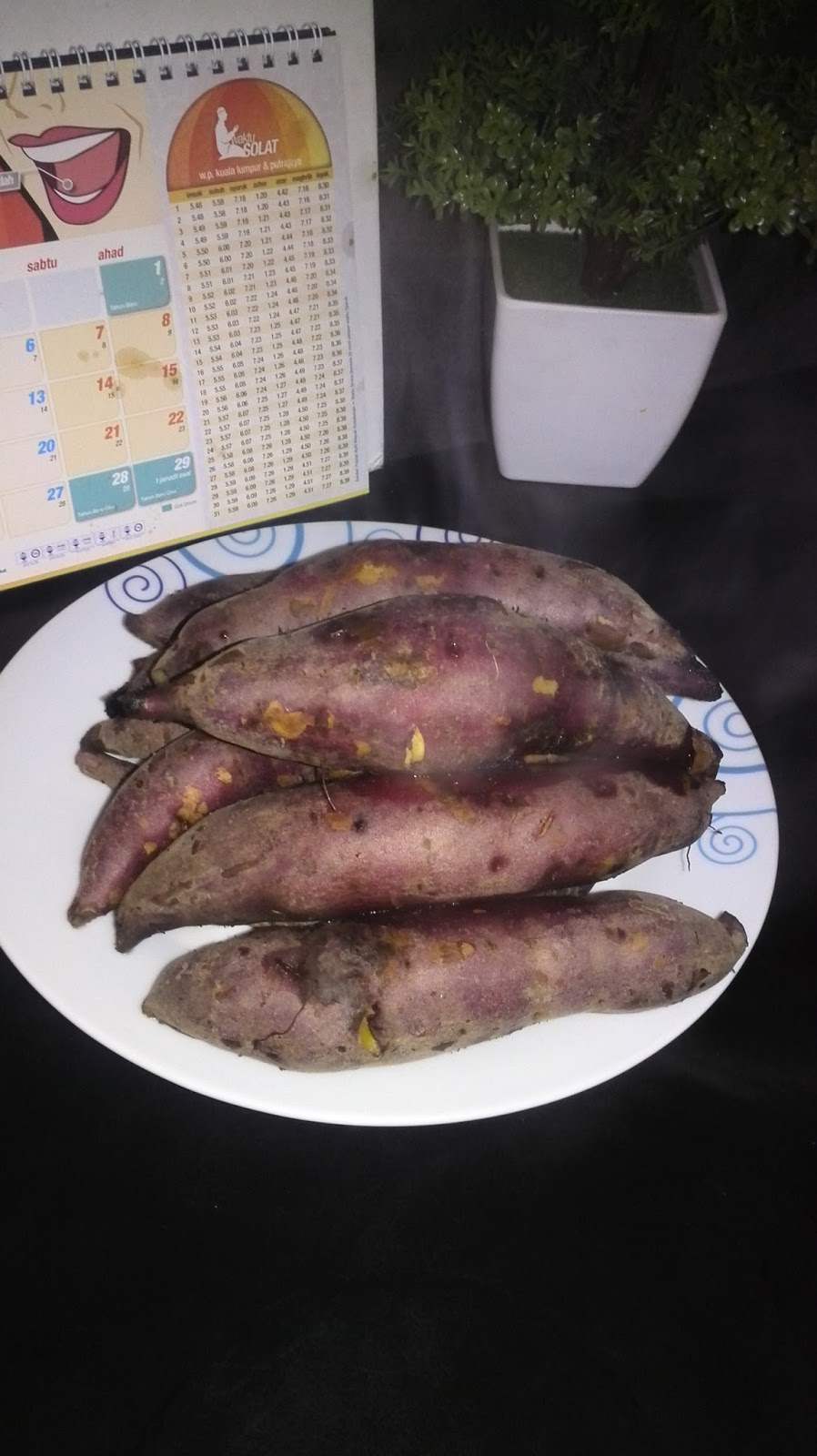 namakucella: UBI KELEDEK REBUS- BEKAL HARI RABU