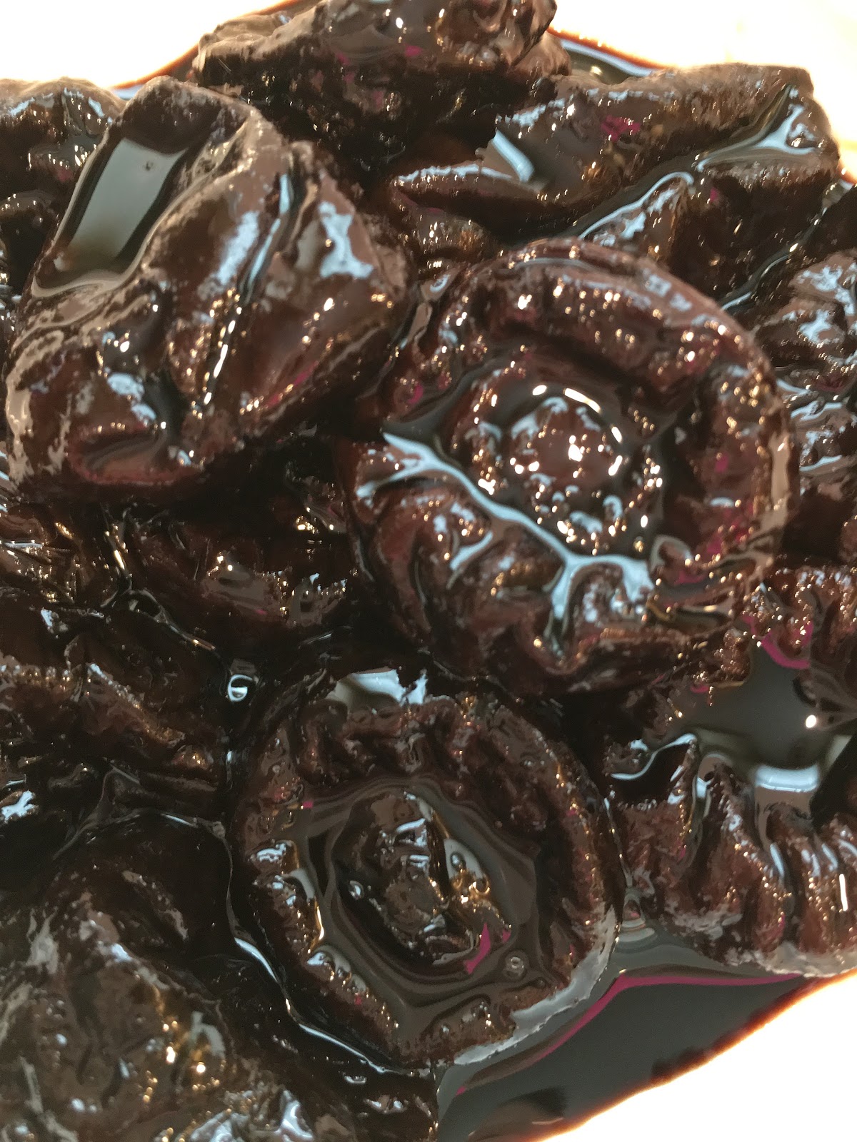 Lulu Cooks and Tells: Vida's Champoy (Prunes in Balsamic Vinegar)