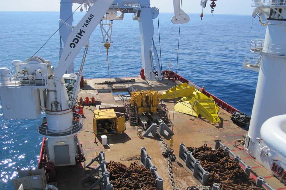 Crosbydistributor.com - chain, Hooks & Swivels: Tips to pick the best ...