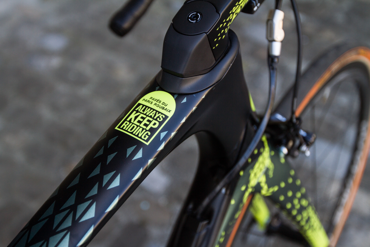 Scott hace una edición especial de la Foil a Mathew Hayman para la ...