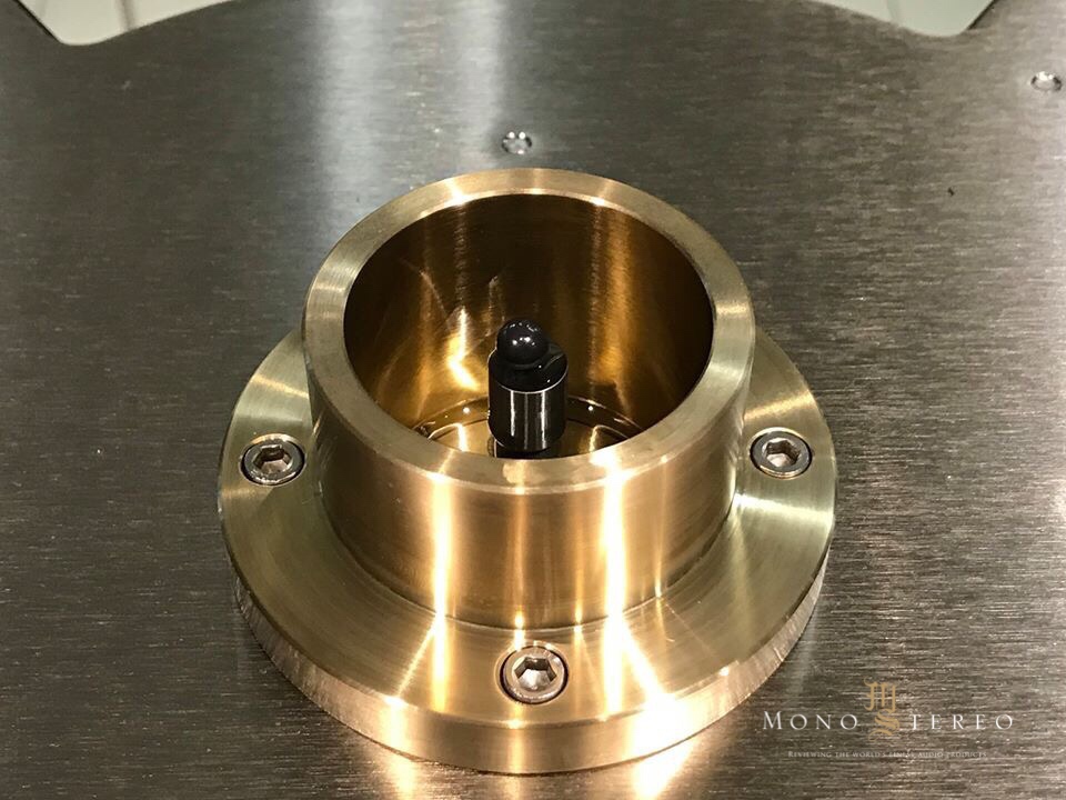 KRONOS PRO TURNTABLE INSTALLATION – M & S | Ultimate High-Fidelity