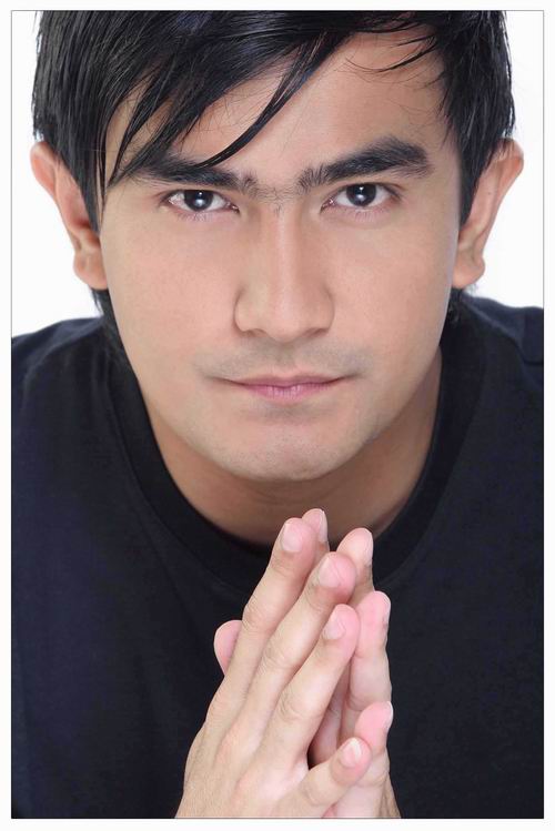 Kegiatan & Dokumentasi: Manajemen Artis, 2004