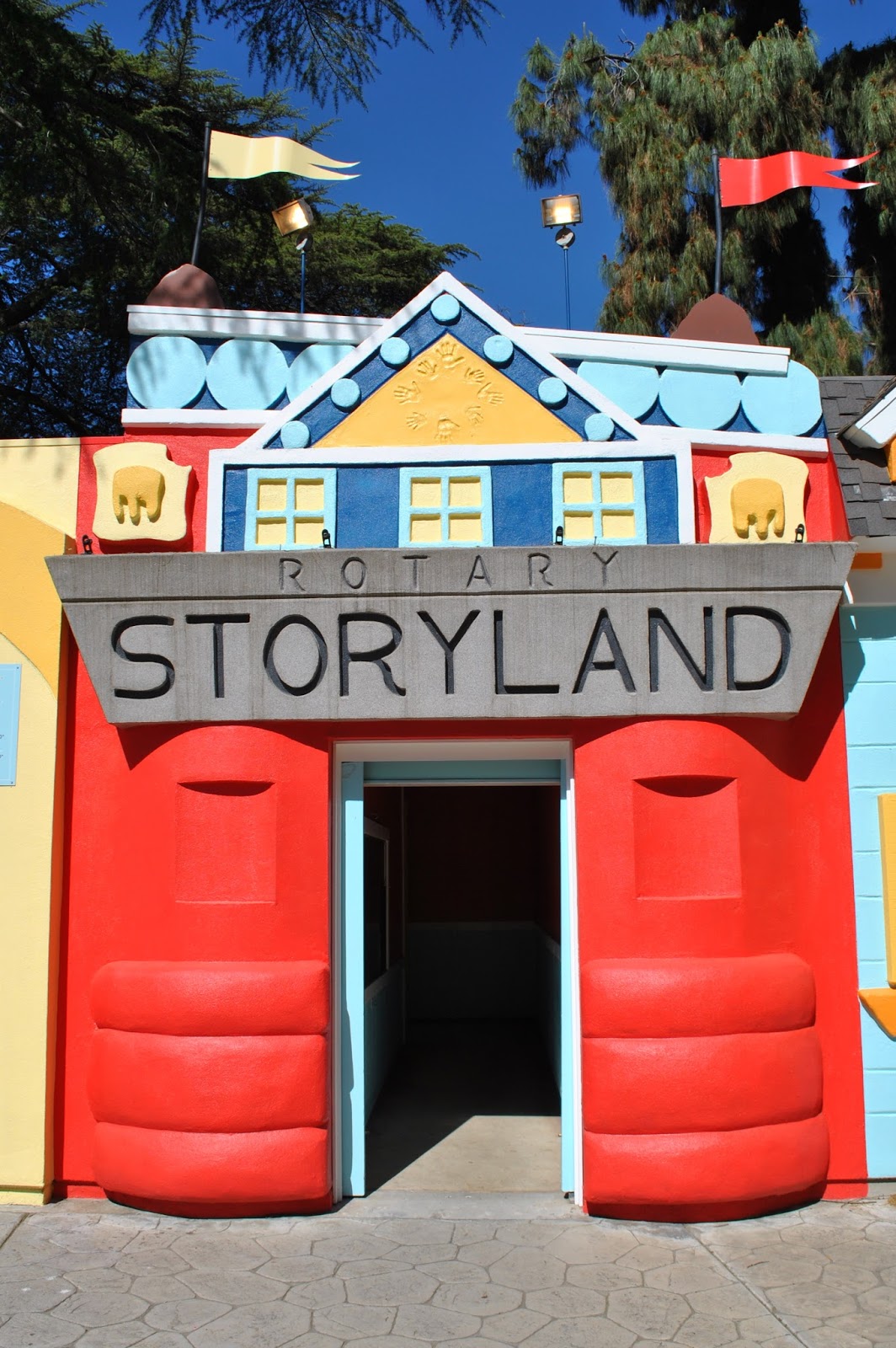 wacky tacky: Once Upon a Time in STORYLAND...