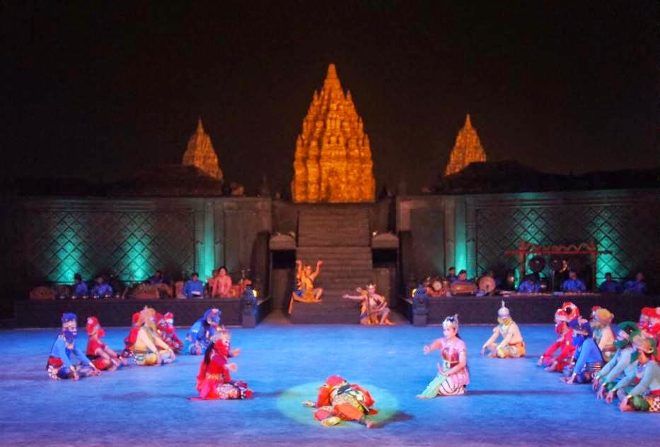 ANTONIE'S TRAVEL : Ramayana Ballet Dance, Prambanan Temple, Yogjakarta ...