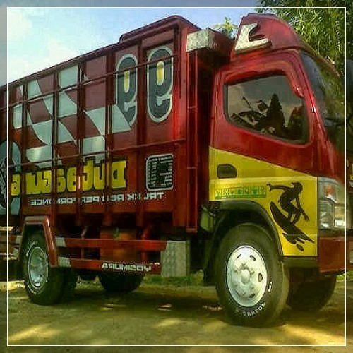30 gambar modifikasi truk canter dengan full variasi ceper bemper bak ...