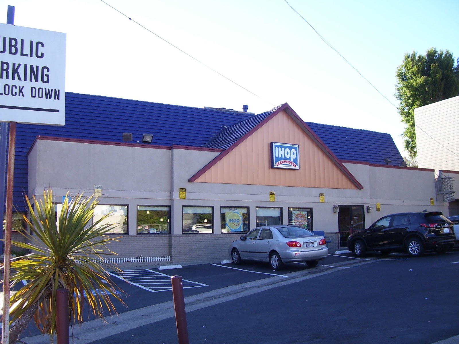 Breakfast at Epiphany's: IHOP® Restaurant