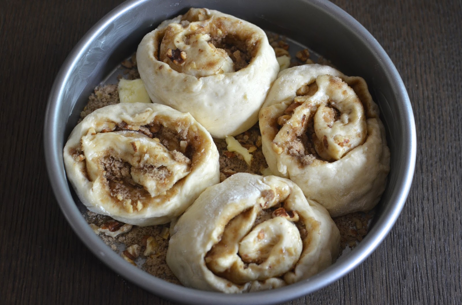 Playing with Flour: Walnut sticky buns (small-batch)