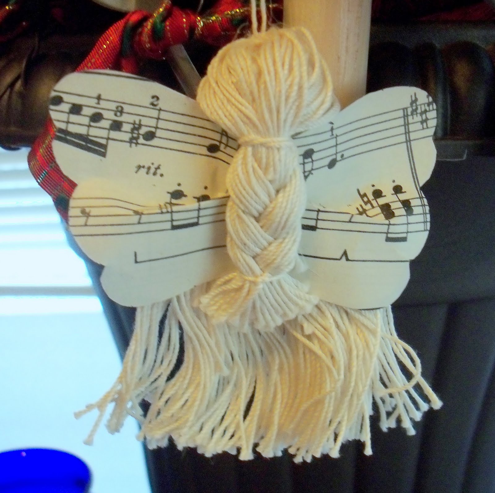 Make The Best of Things: Yarn Angels (LOADS of pics)