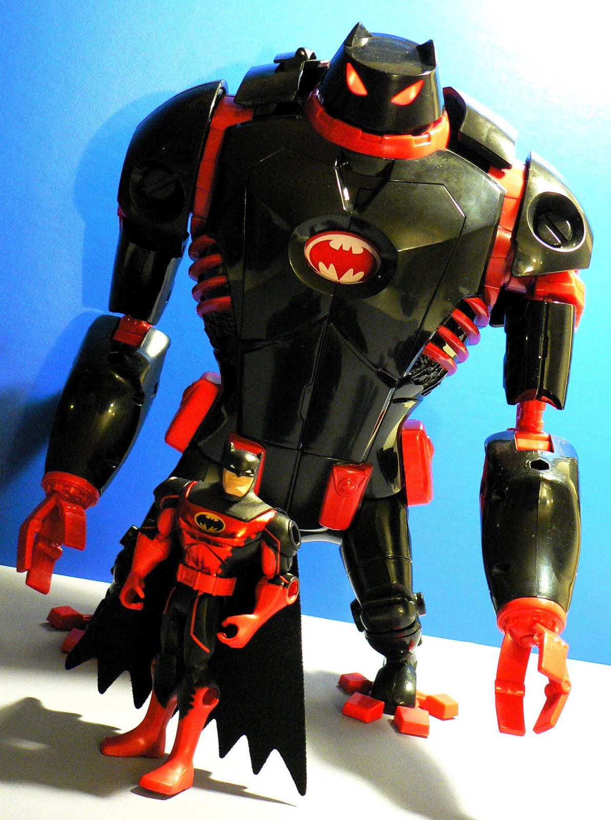 Super-DuperToyBox: Proto Bat-Bot!