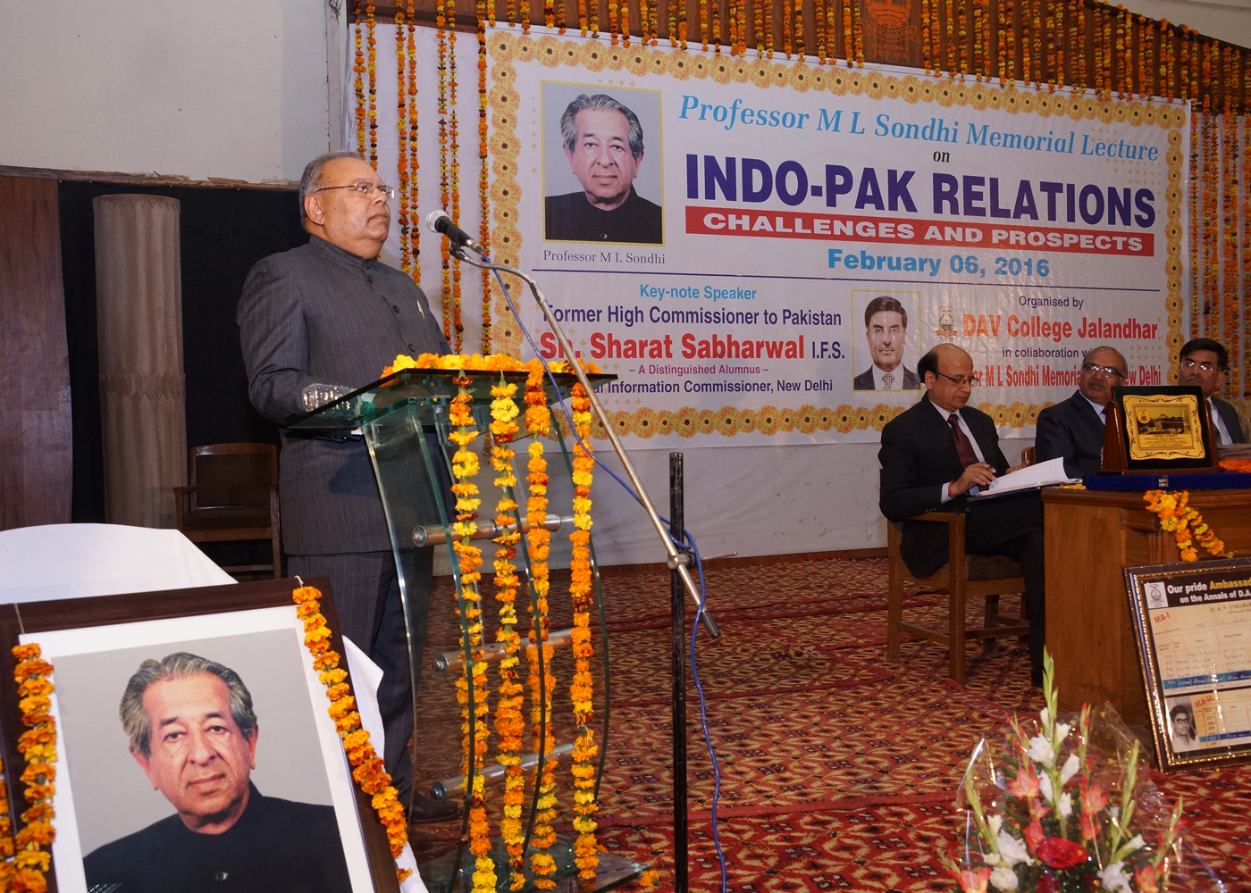 diplomatic titbits: Some Random Thoughts - On Joining the AAP