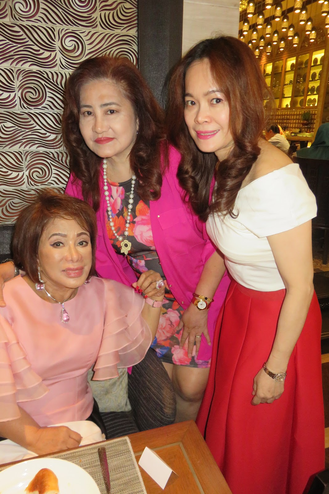 Kee Hua Chee Live!: LILLIAN TAN CELEBRATED HER BIRTHDAY AT MOSAIC ...