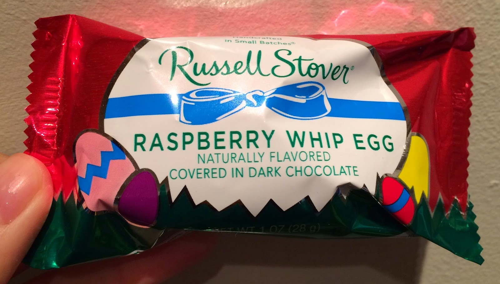 Russell Stover Raspberry Whip Egg / ラッセル ストーヴァー ラズベリー ホイップ エッグ ~ I'm ...