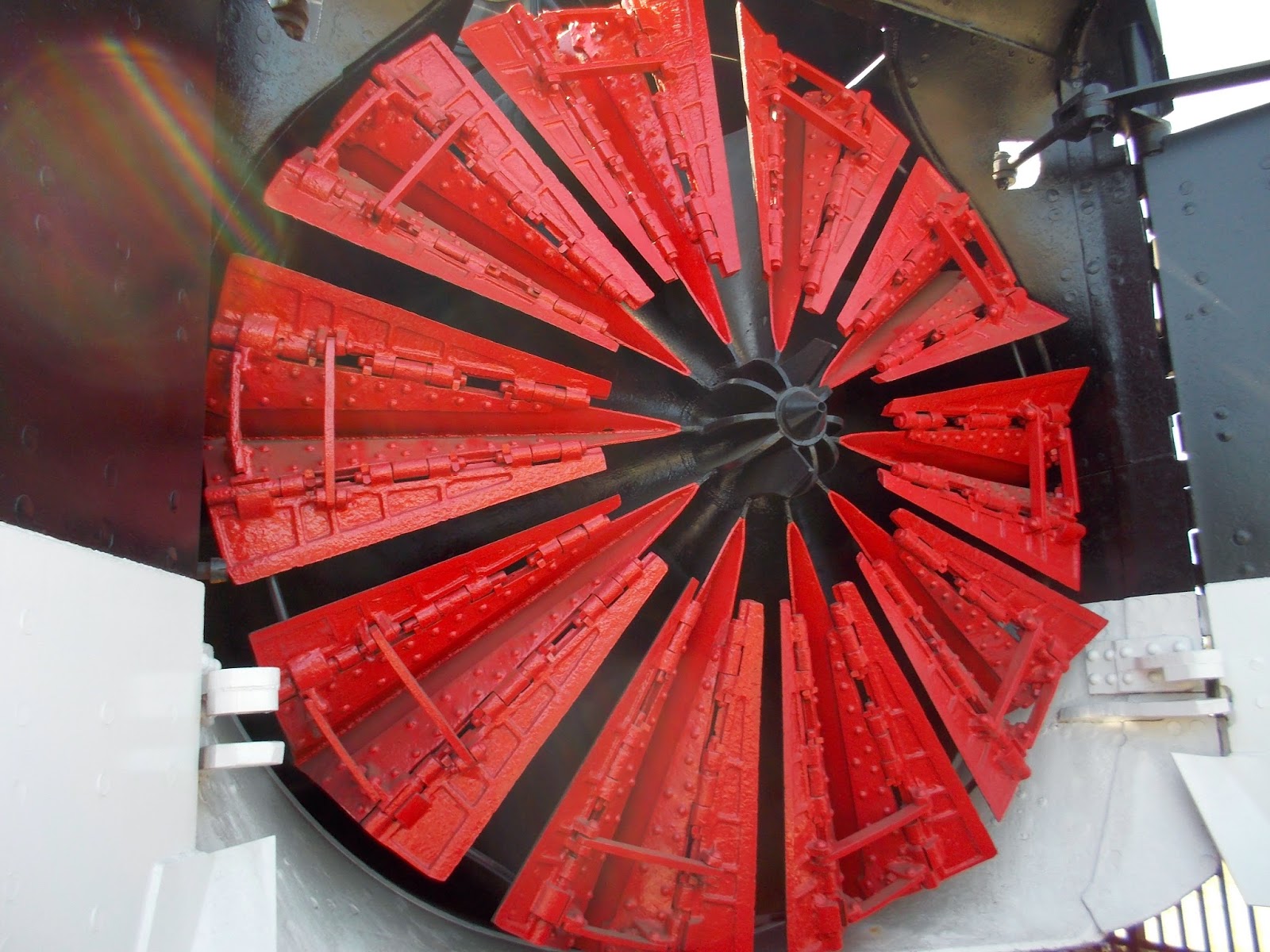 Travels & Wanderings: Southern Pacific Engine 2252 & Snowplow ...