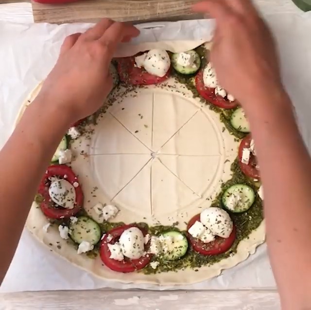 There's a Hippy in the Kitchen: Mediterranean Crown Appetizer and Tex ...