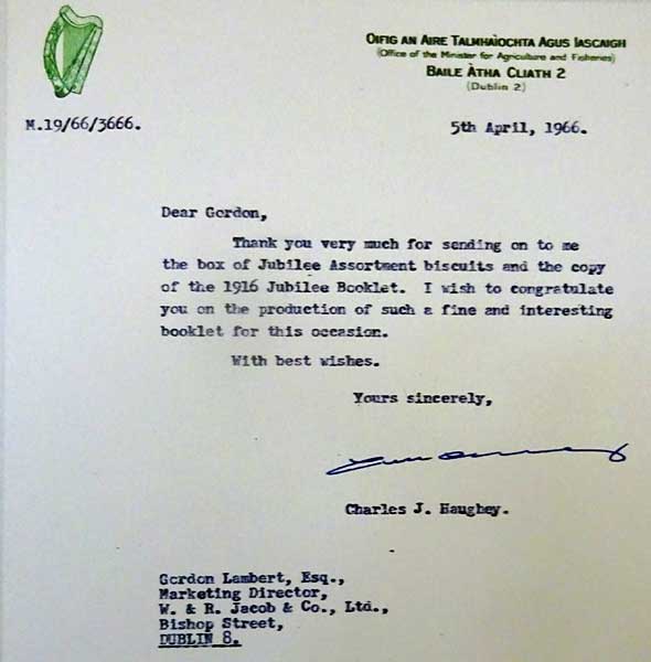 photopol: BROKEN BISCUITS