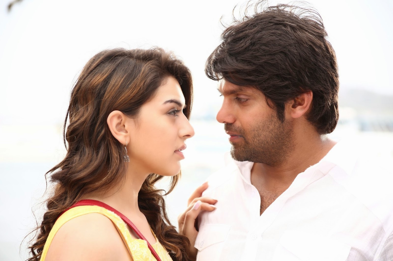 Meaghamann Tamil Movie Stills - Latest Movie Updates, Movie Promotions ...