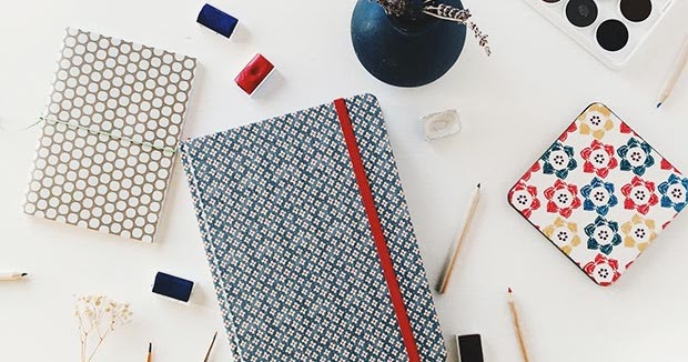 My work stuff at the desk | Sparrow Template