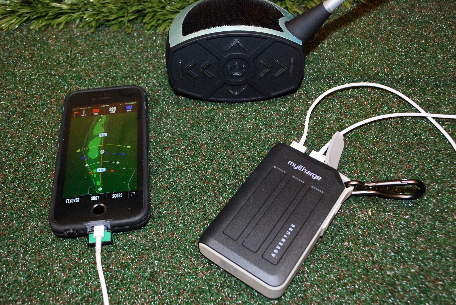 American Golfer: Product Review: myCharge AdventureMax Portable Charger
