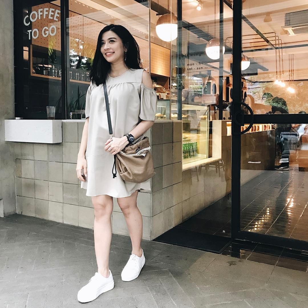 Biodata Artis: Profil dan Biodata Ayu Hastari Lengkap Dengan Agama dan ...