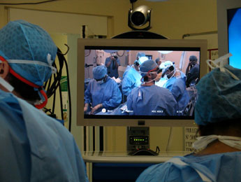 +Ke: Aga Khan University Hospital carries out first video surgery