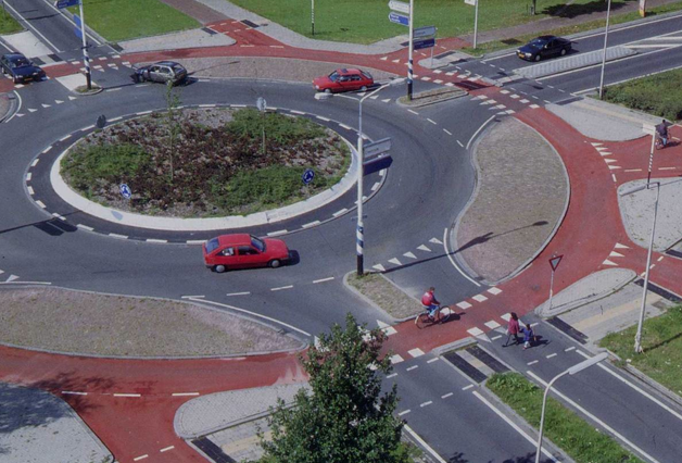 Calm Streets Boston: Rotaries vs. Roundabouts