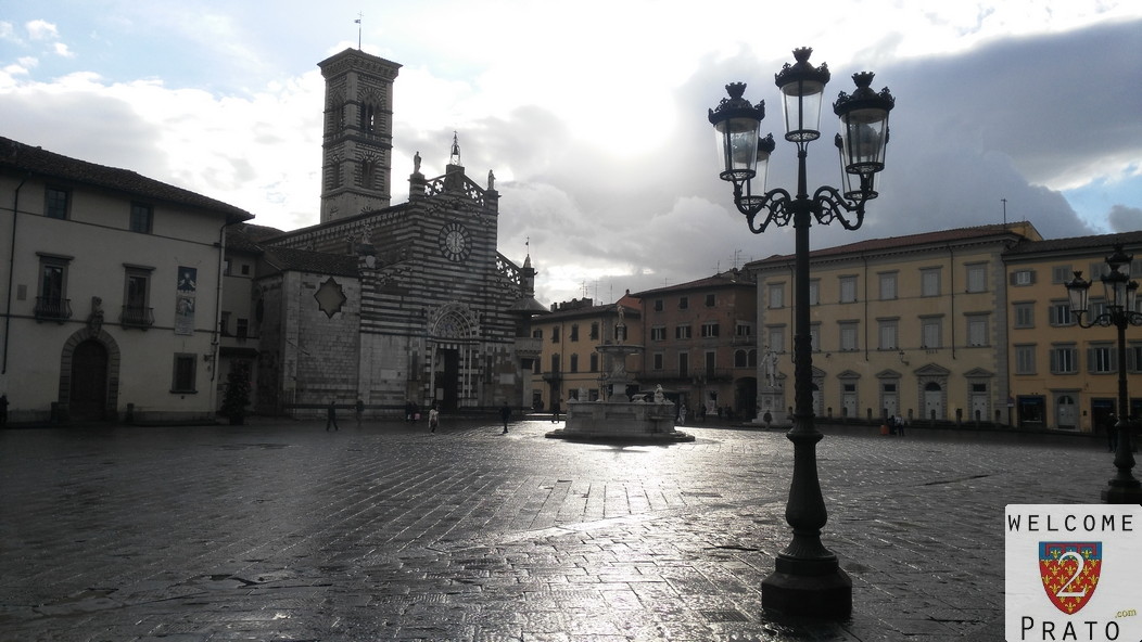 Piazza del Duomo a Prato: il centro religioso