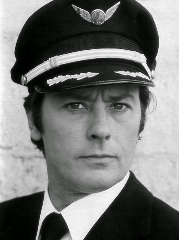 미중년 알랭드롱.jpg : MLBPARK