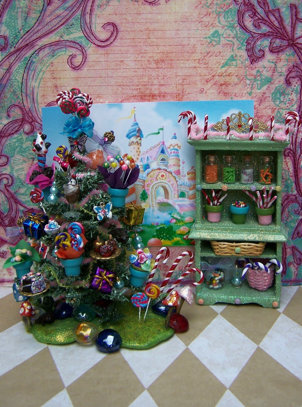 19th Day Miniatures Works in Progress: My last miniature theme tree done :)