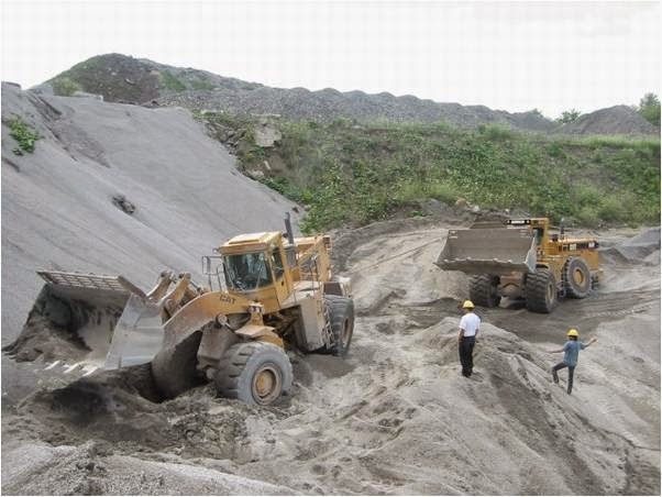 Industry Mayhem: Loader Bogged in Sand