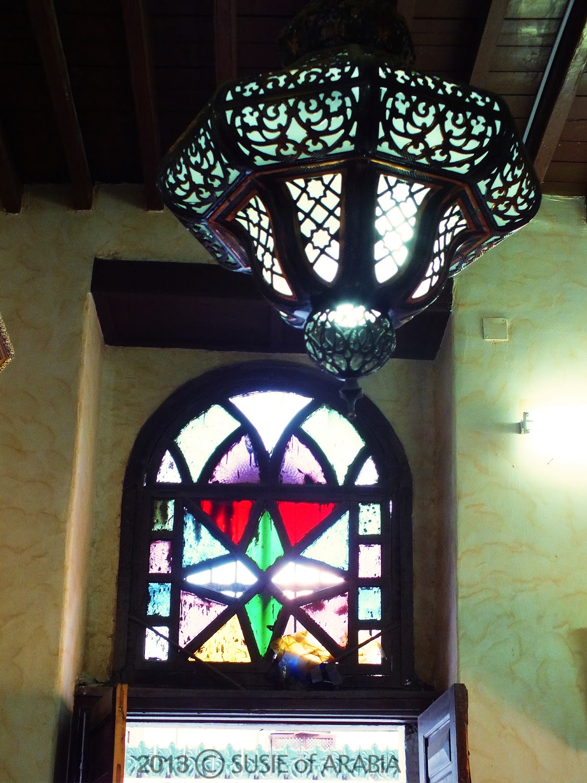 Jeddah Daily Photo: Baeshen House Lamp and Window