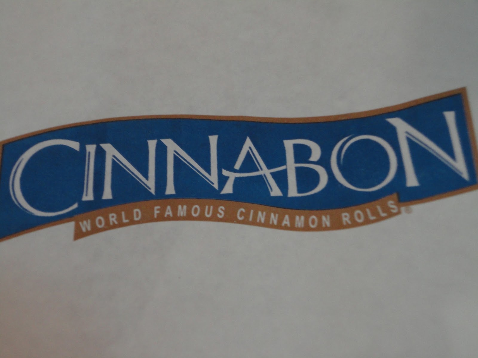Splashes Of Sugar: Cinnabon- World Famous Cinnamon Roll