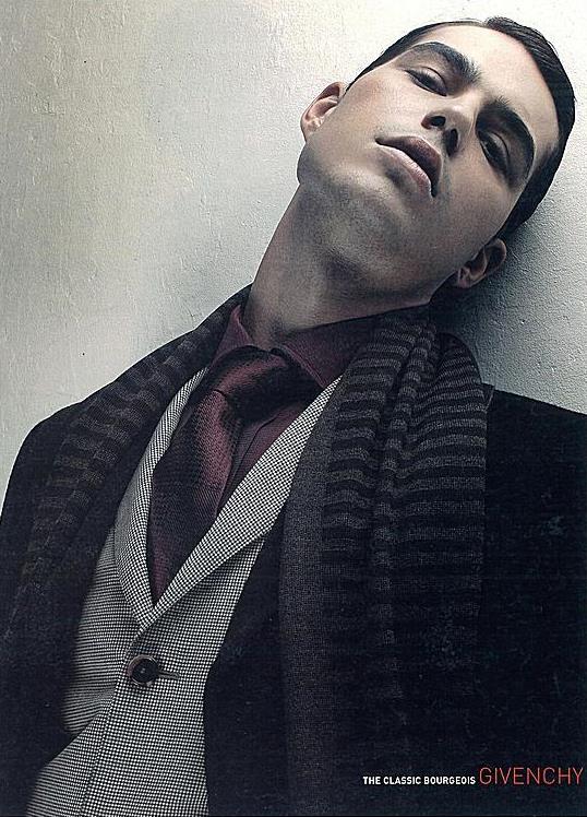 L'Homme du Jour: PETAR PEROVIC