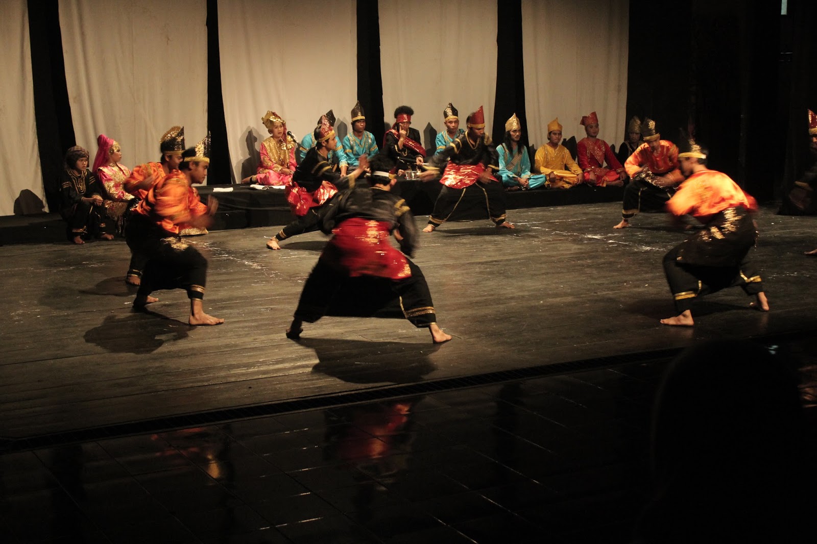Kumpulan Foto Pertunjukan Teater | "Seni, Sastra, Budaya & Ilmu ...