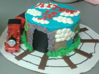 Tay's Treats: November/December Cake Gallery