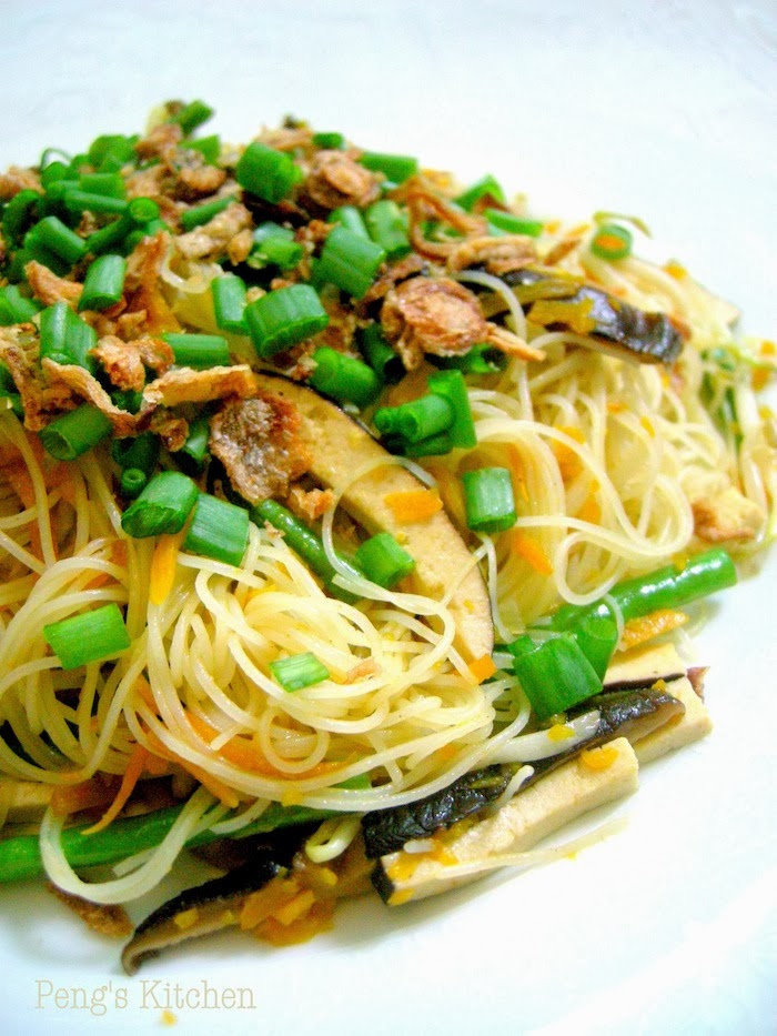 Peng's Kitchen: Pumpkin Fried Mee Hoon