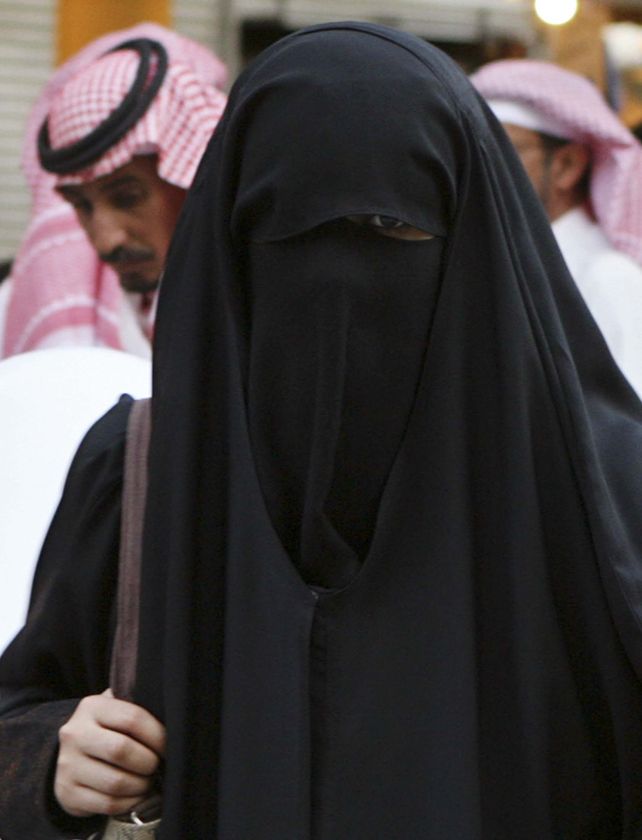 How should the Burqa be? ~ LKL Islamic Blog