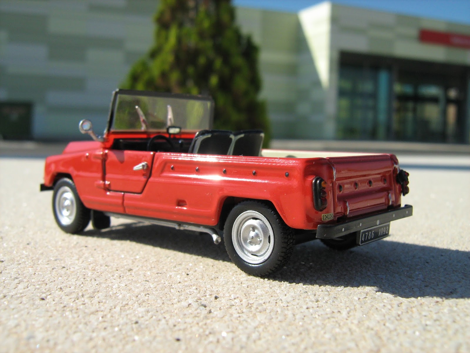 El Garaje Algabeño: Renault ACL Rodéo 4 Évasion de Universal Hobbies