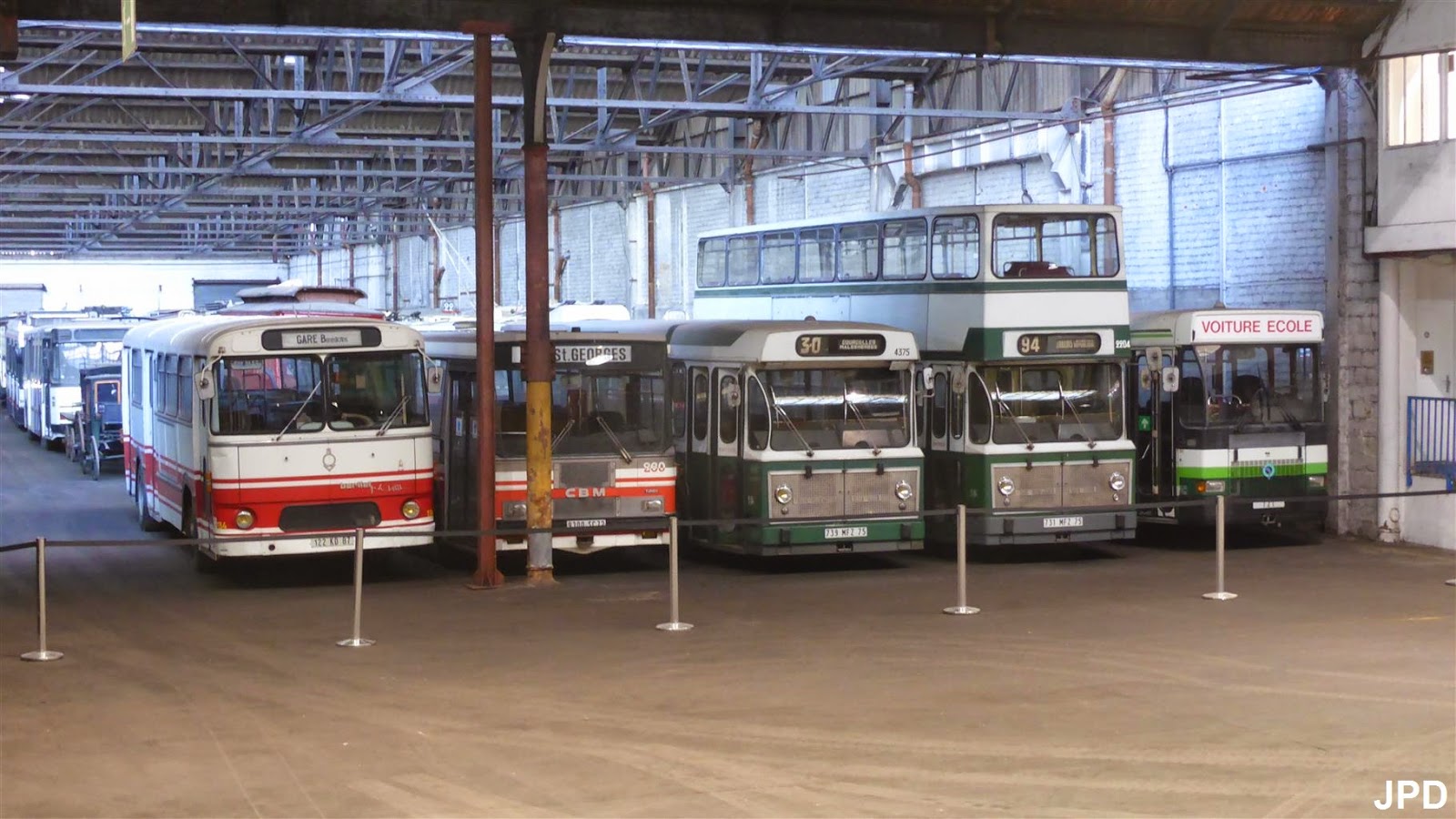 Paris-bise-art : RATP Métro - bus - La réserve de Villeneuve-saint-Georges