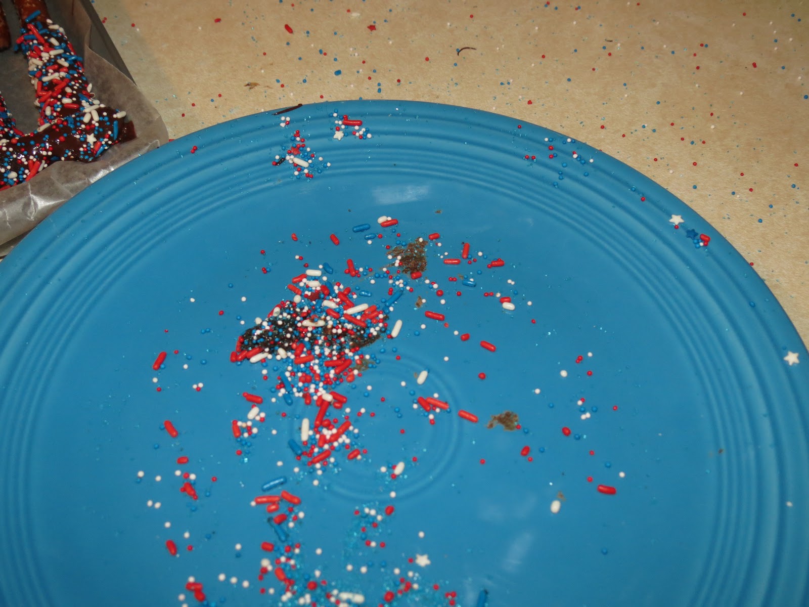 Let's Just Build a House!: Friday Favorite- 4th of July Pretzels!